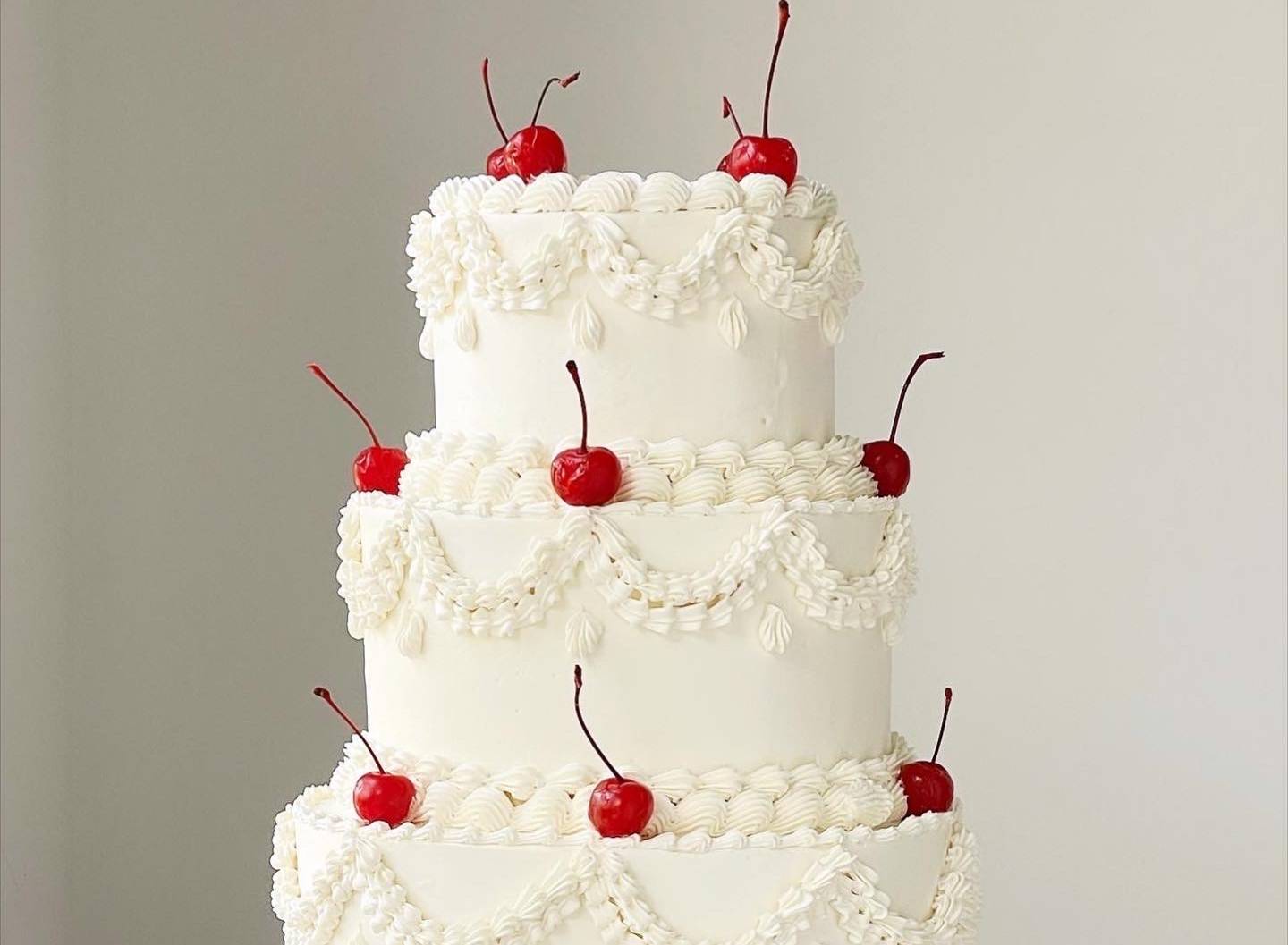Unique Wedding Cake Flavors We're Dying to Try & You'll Want to ...
