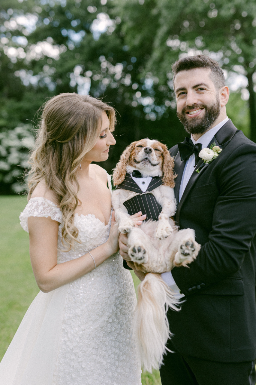 A Modern Summer Wedding at Brae Burn Country Club | Purchase, New York ...