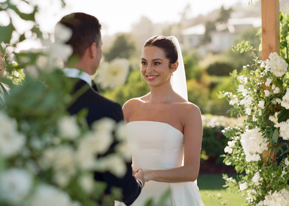 Hyphenated Last Name After Marriage: How to Hyphenate Properly